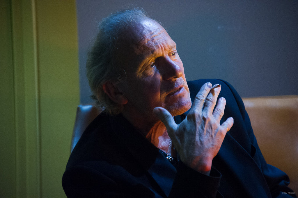 Smoking No 7 – Jay Maisel