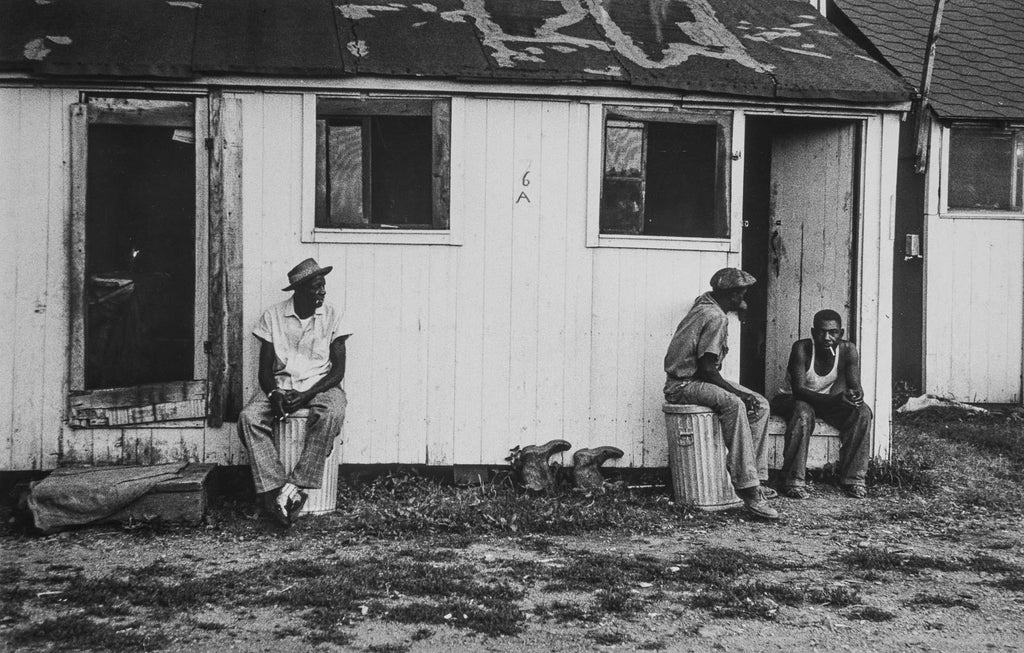 Migrant Workers NY No 15 – Jay Maisel