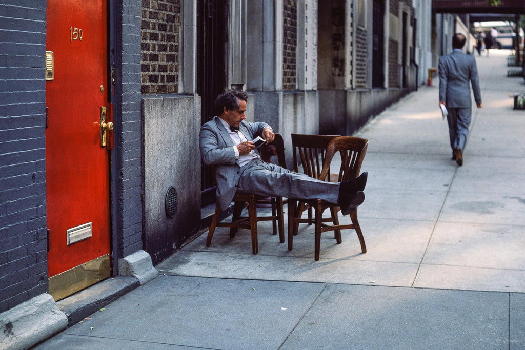 Reading No 24 – Jay Maisel