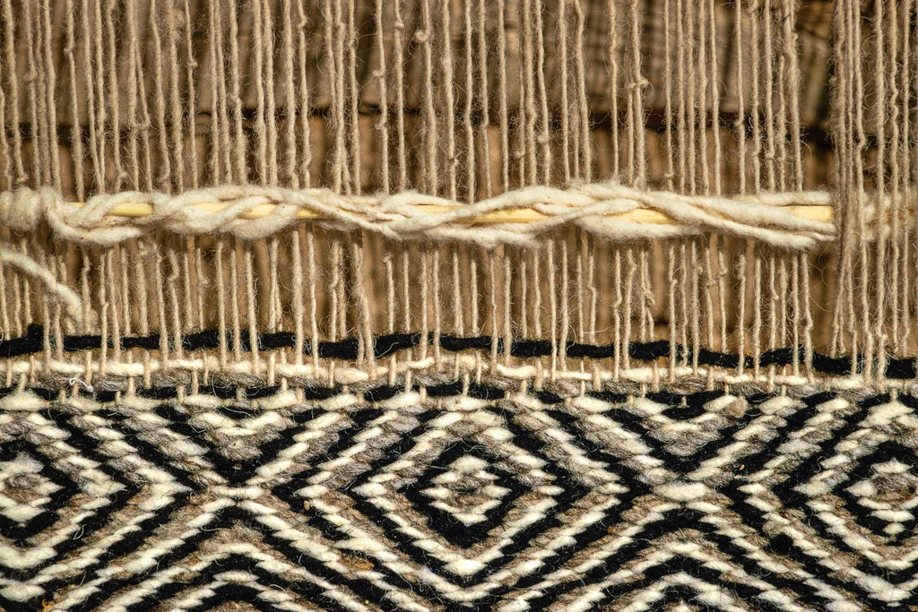 Weaving No 32 – Jay Maisel