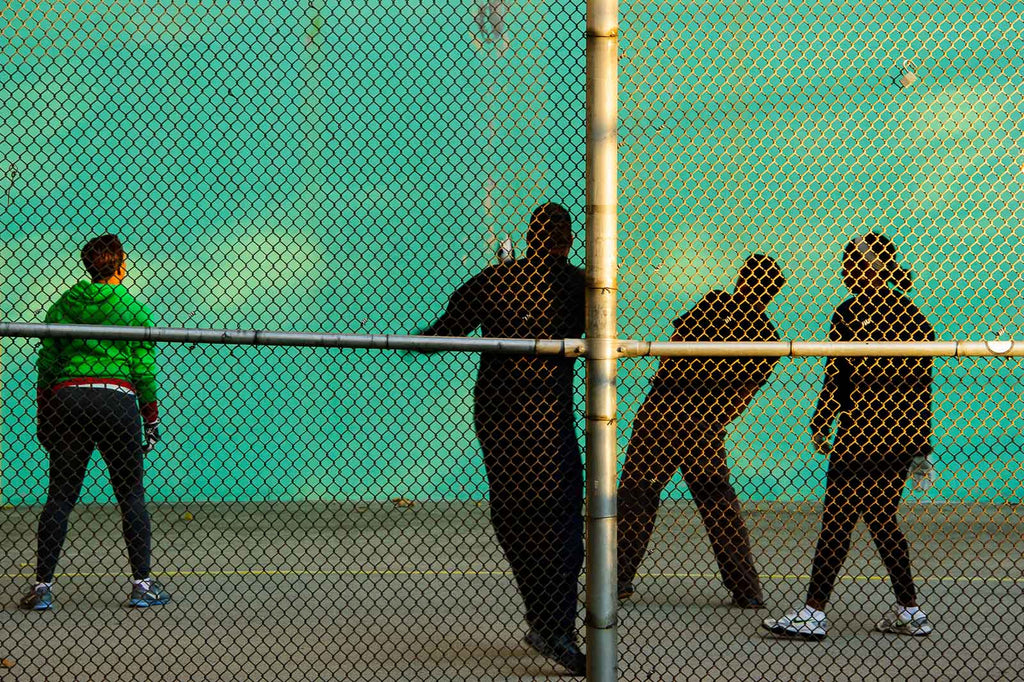 Standing Walking No 76 – Jay Maisel