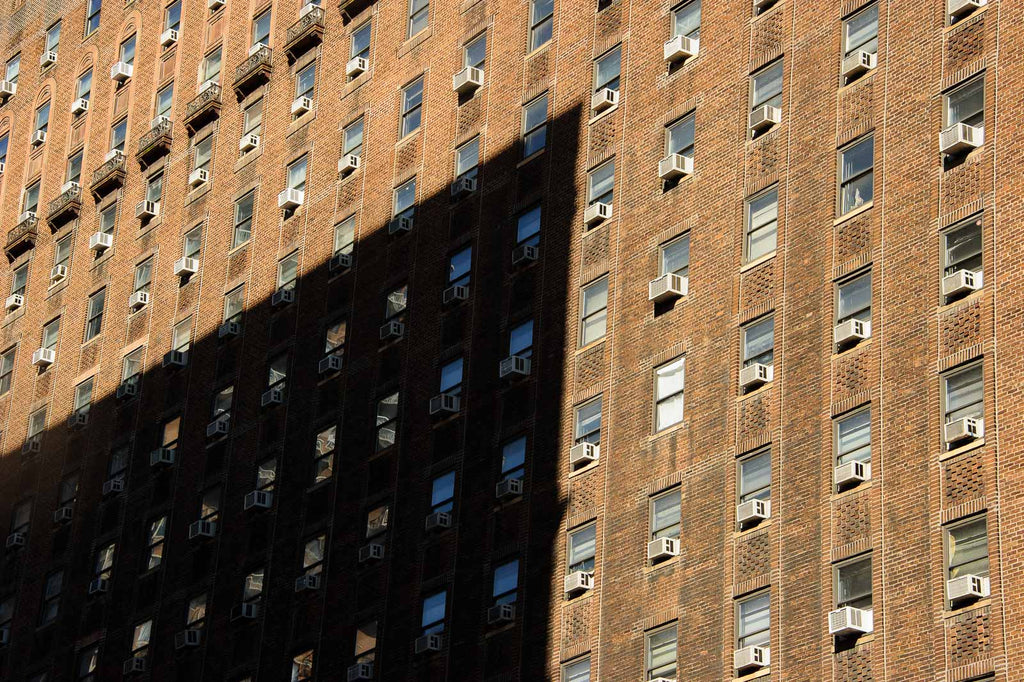 Facades No 94 – Jay Maisel