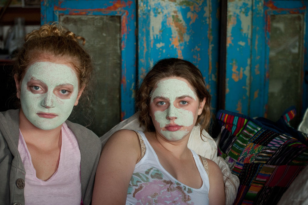 Pairs and Couples No 31 – Jay Maisel