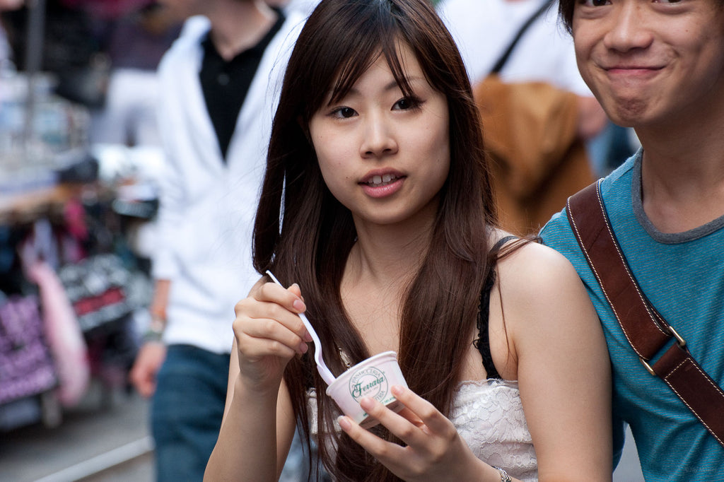 Pairs and Couples No 38 – Jay Maisel