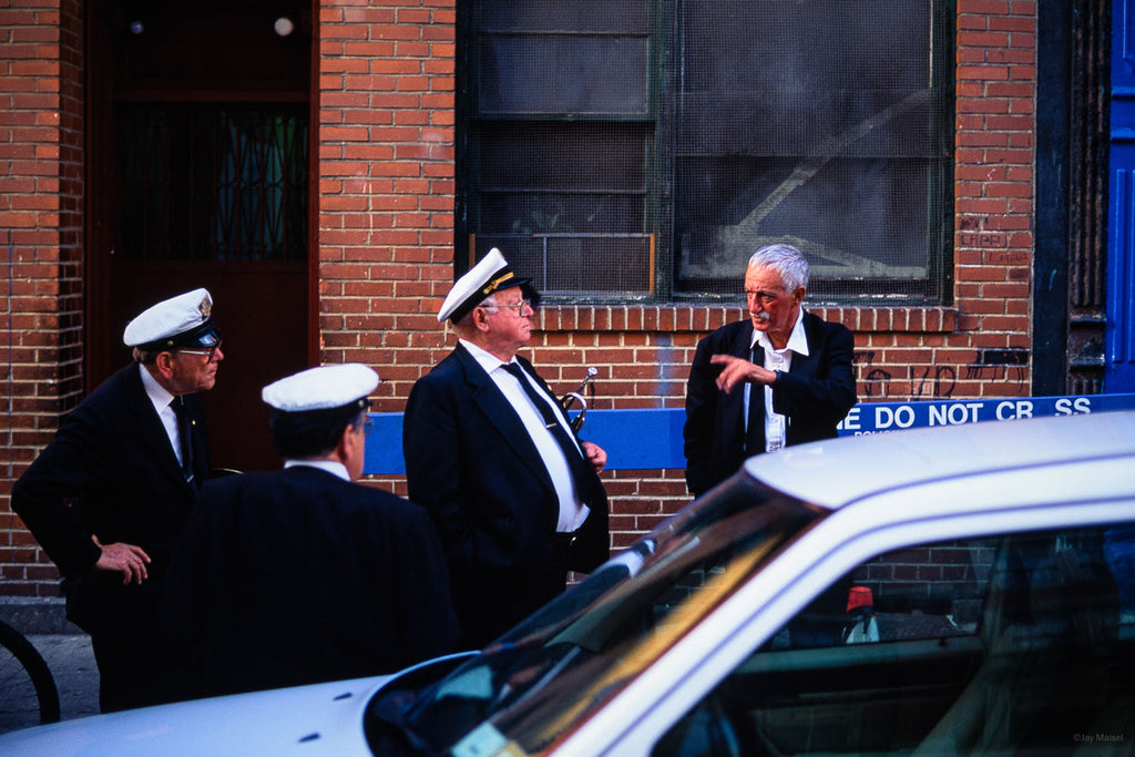 Talking No 43, NYC – Jay Maisel