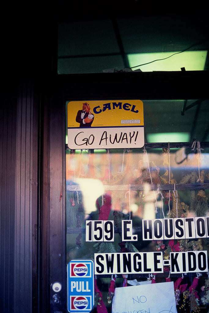 Signs No 53 – Jay Maisel