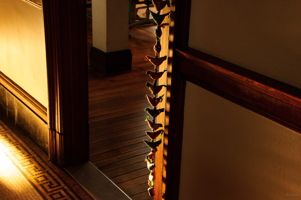 Hallway with Birds – Jay Maisel
