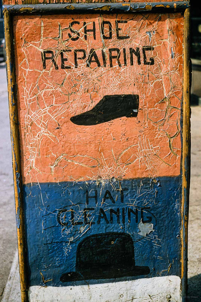 Signs No 75 – Jay Maisel