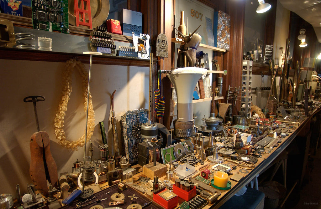 Hallway 5th Floor – Jay Maisel