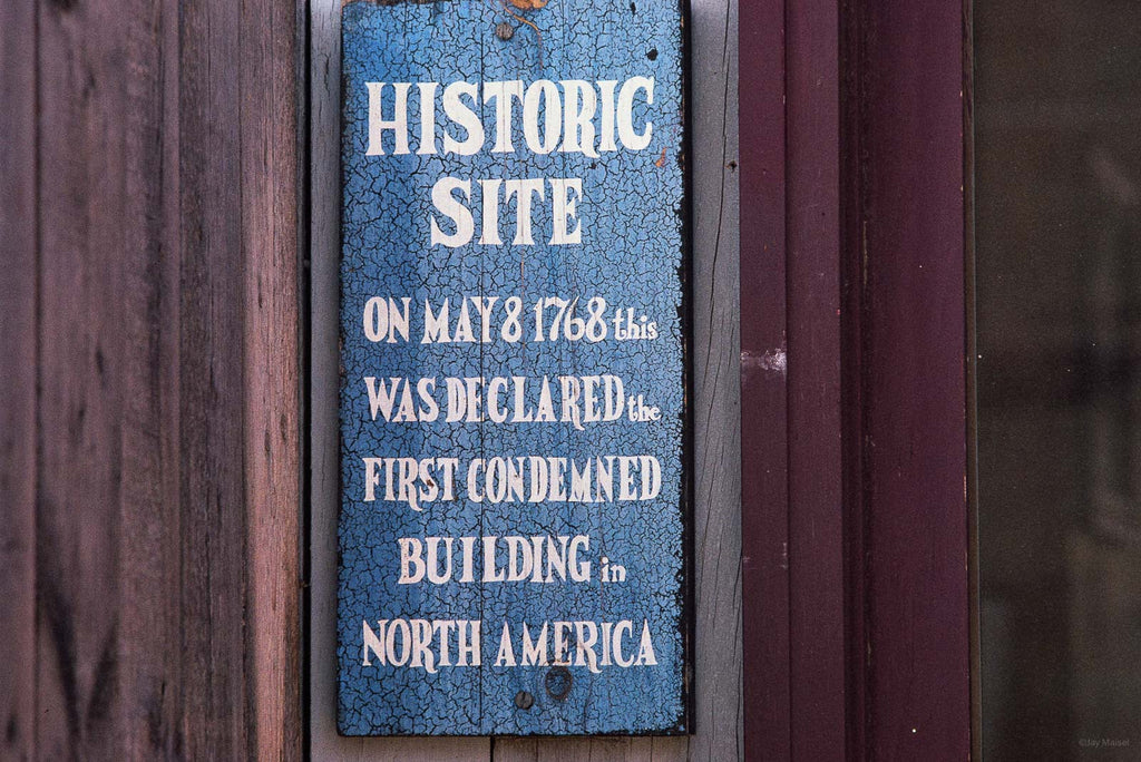 Signs No 97 – Jay Maisel